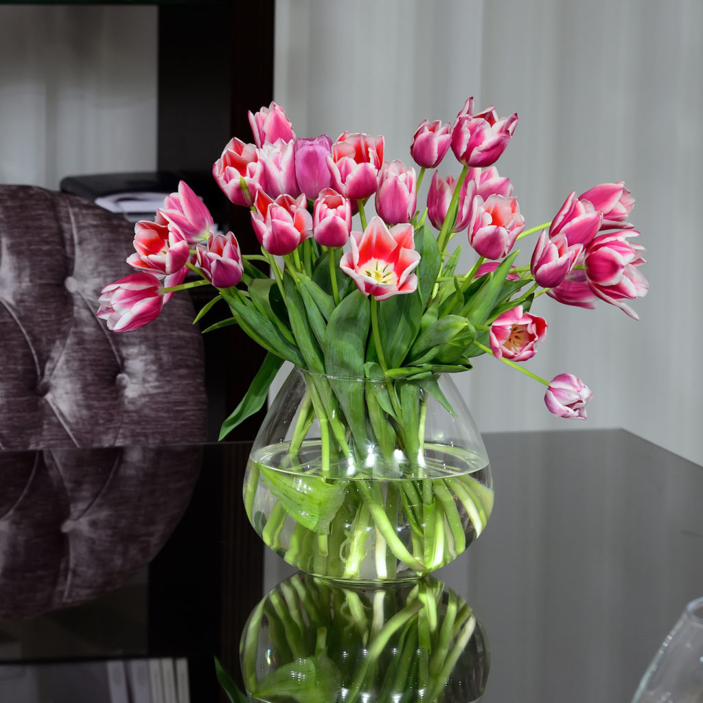 The Benefits of Having Florals & Plants at Corporate Events - Walter ...